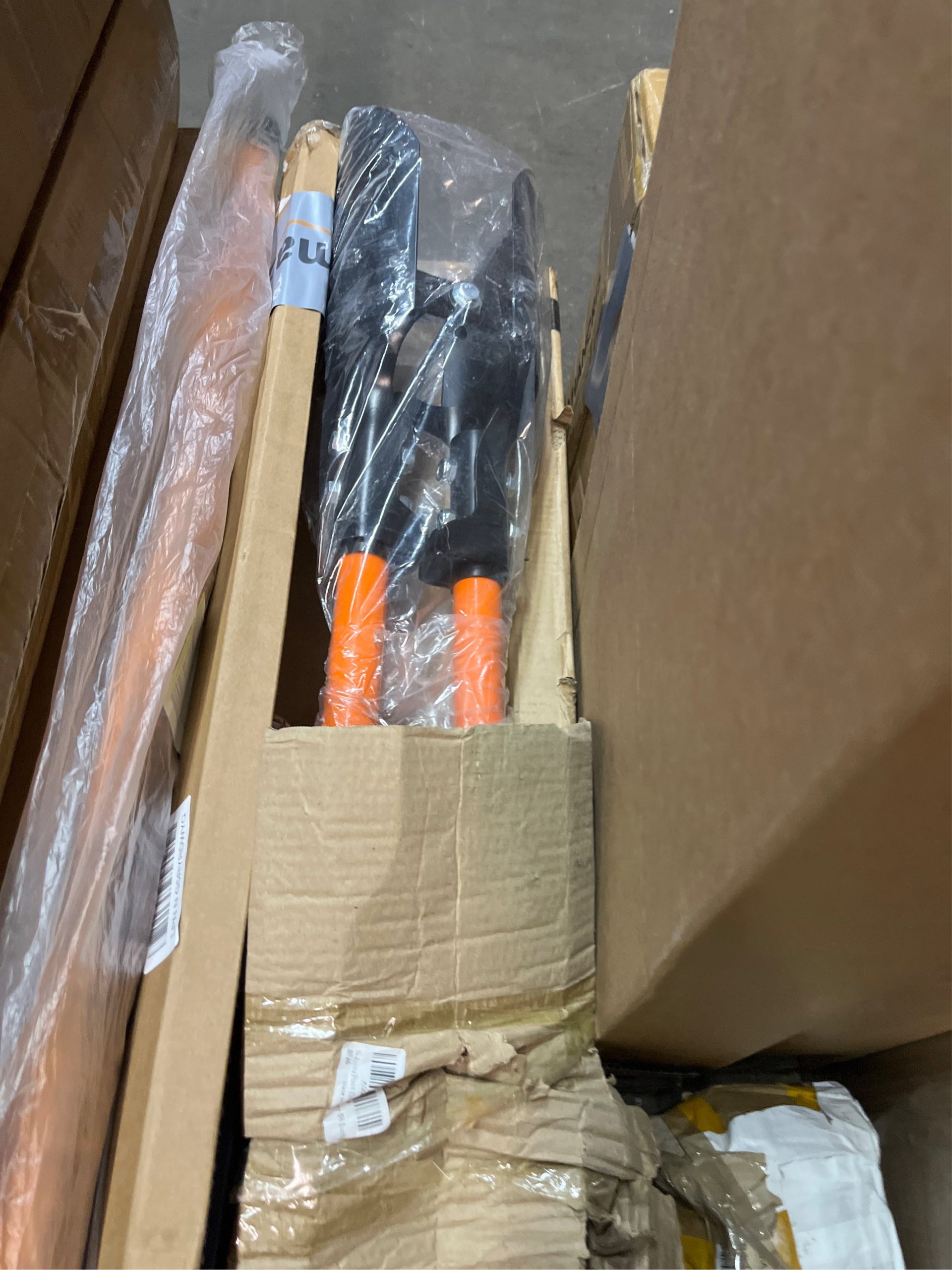 AUCT 12993 – Post Hole Digger, Heavy Duty with Fiberglass Handl ...