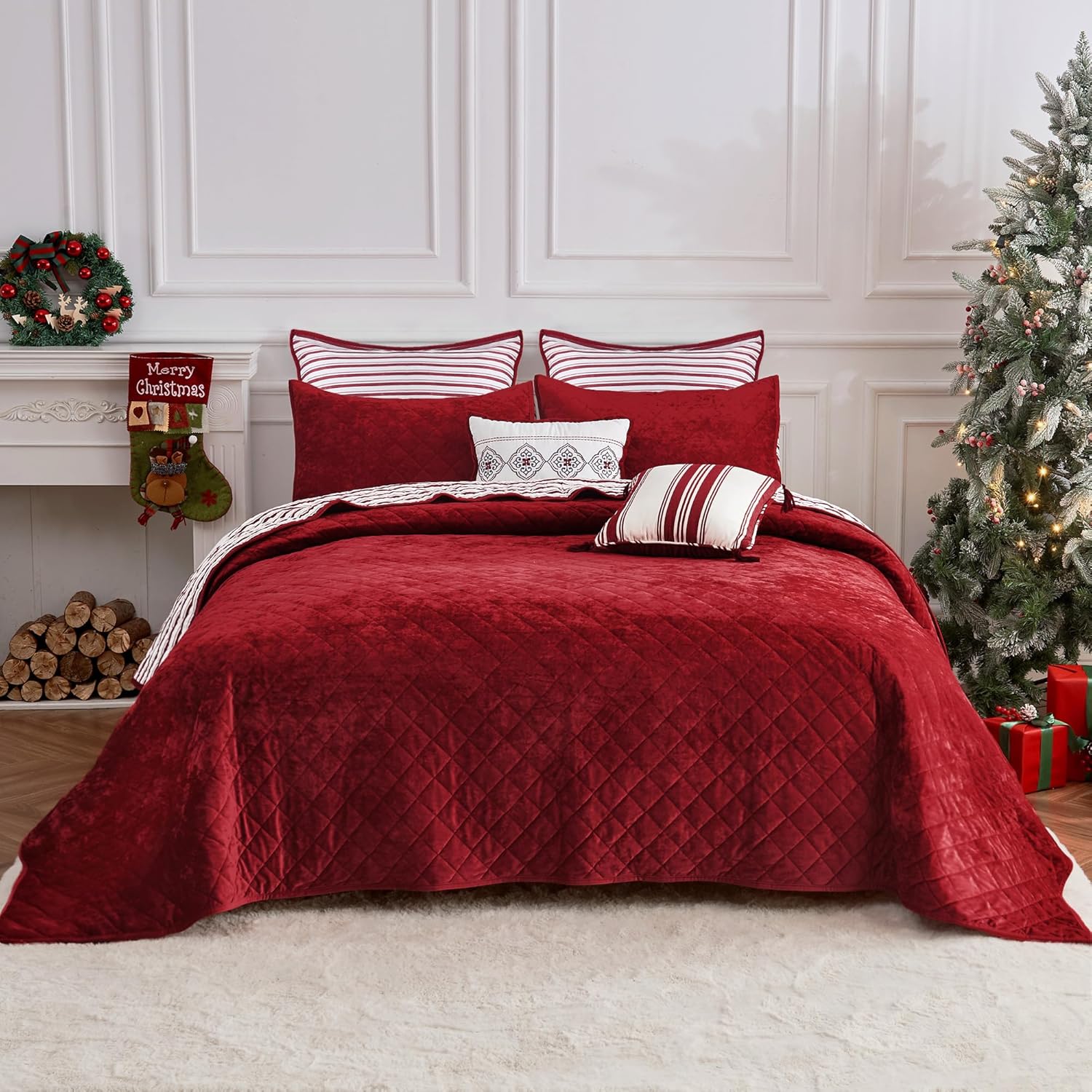 AUCT 15929 – $96 Wonderful Christmas Bedding, Luxury Red Velvet | Savannah Liquidation