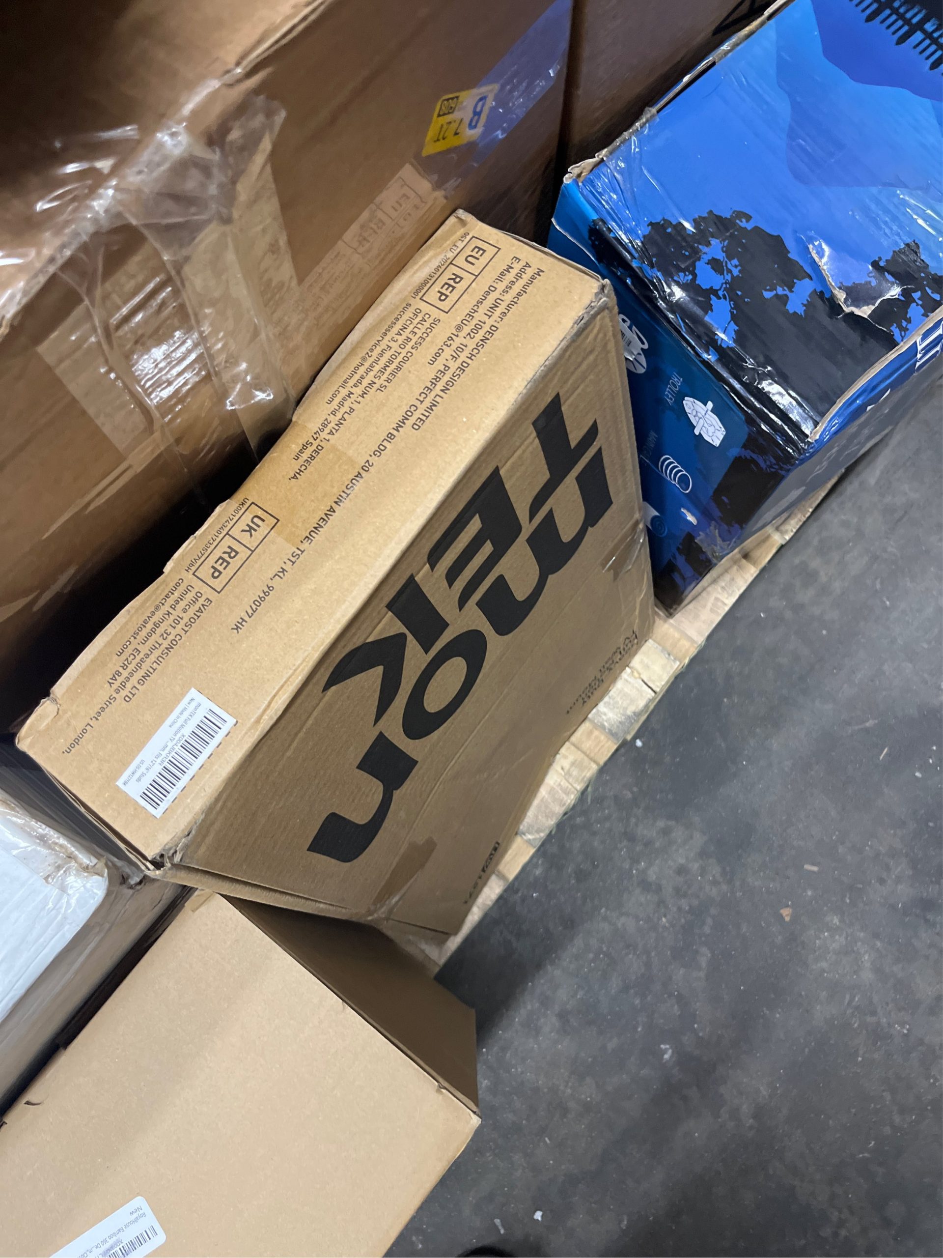 AUCT 1030 – $60 monTEK Heavy Duty TV Wall Mount for 37-90 inch ...